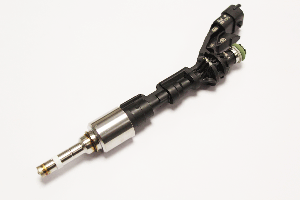 Fuel injector Range Rover 5.0L V8 Engine LR105439